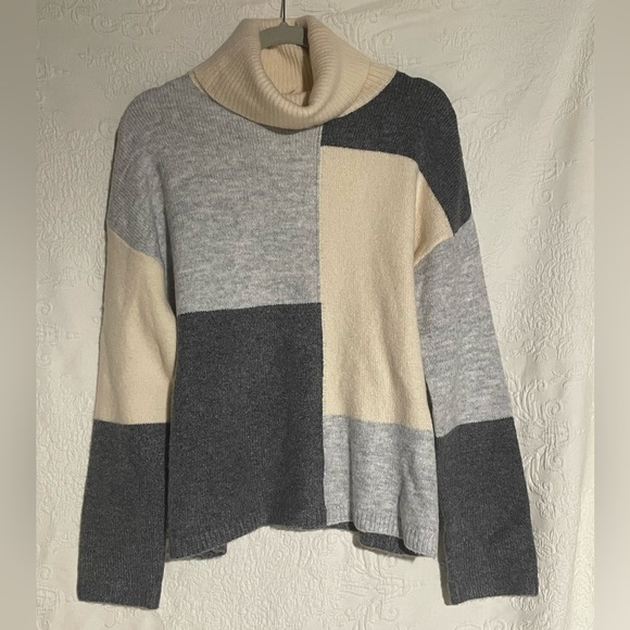 Hem & Thread | Sweaters | Hem And Thread Color Block Medium Sweater ...